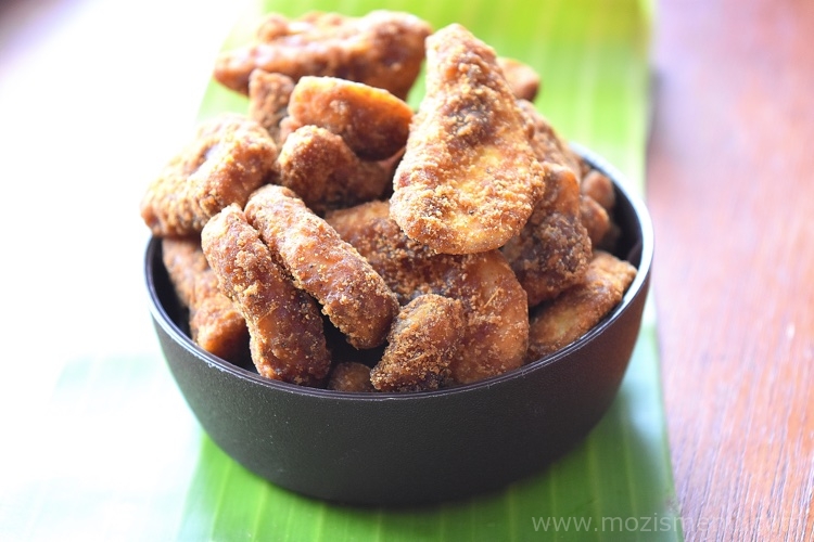 Sarkkara Upperi / Varatti / Puratti - Jaggery Banana Chips - Mozis Menu